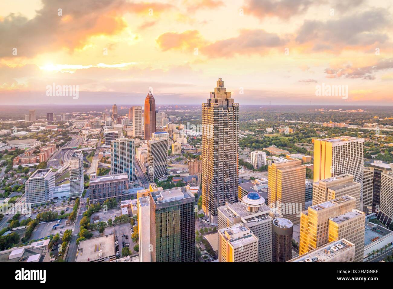 Skyline of Atlanta city at sunset in Georgia, USA Stock Photo - Alamy