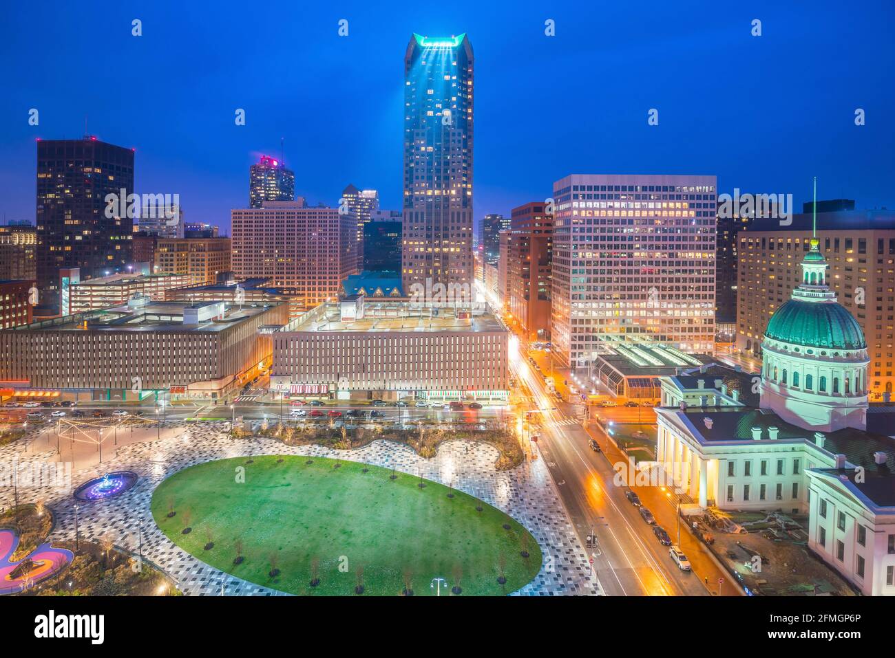 Aerial view downtown st louis hi-res stock photography and images - Alamy