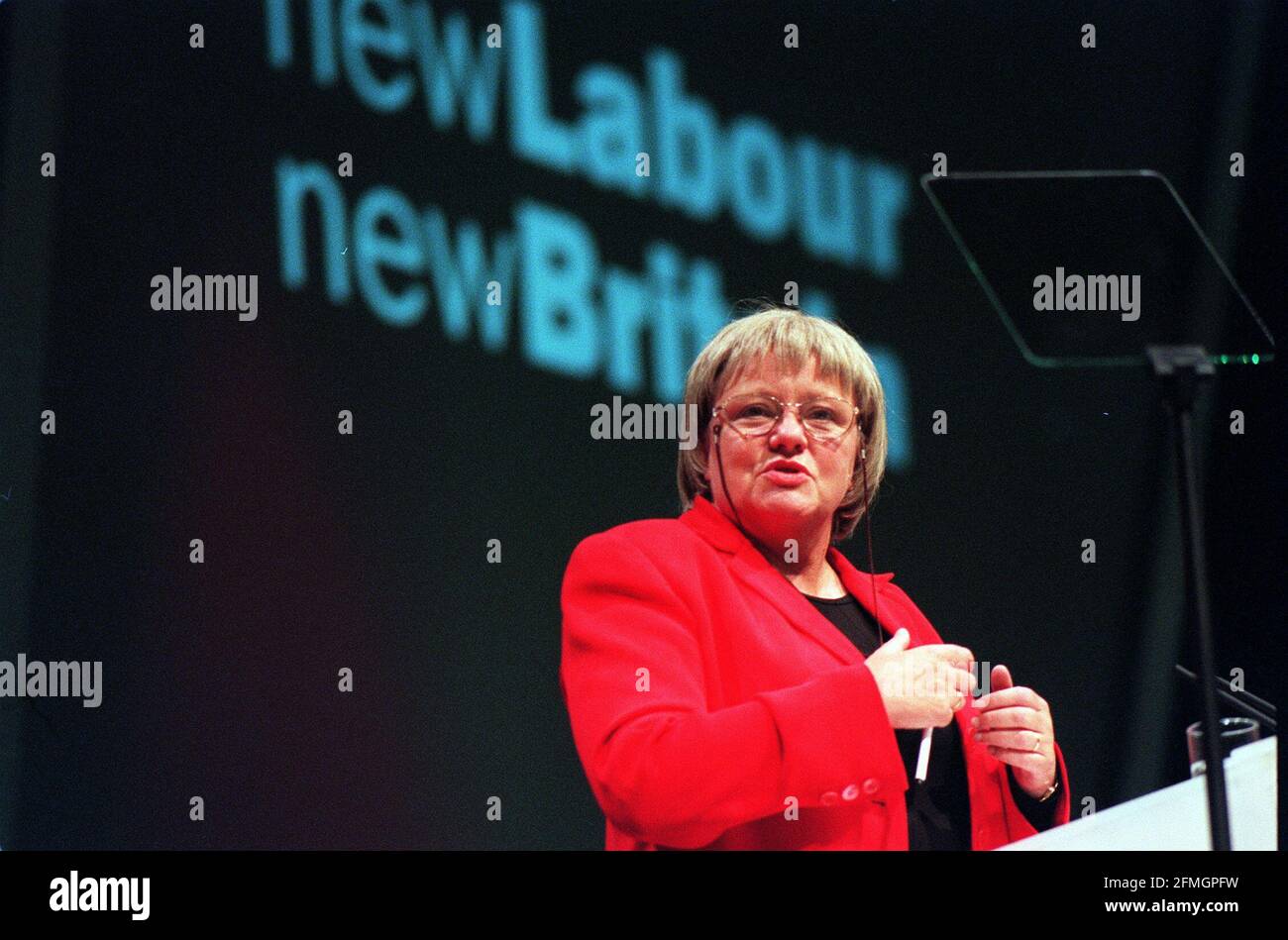 mo mowlam MP at the Labour Party Conference 1997 Stock Photo - Alamy