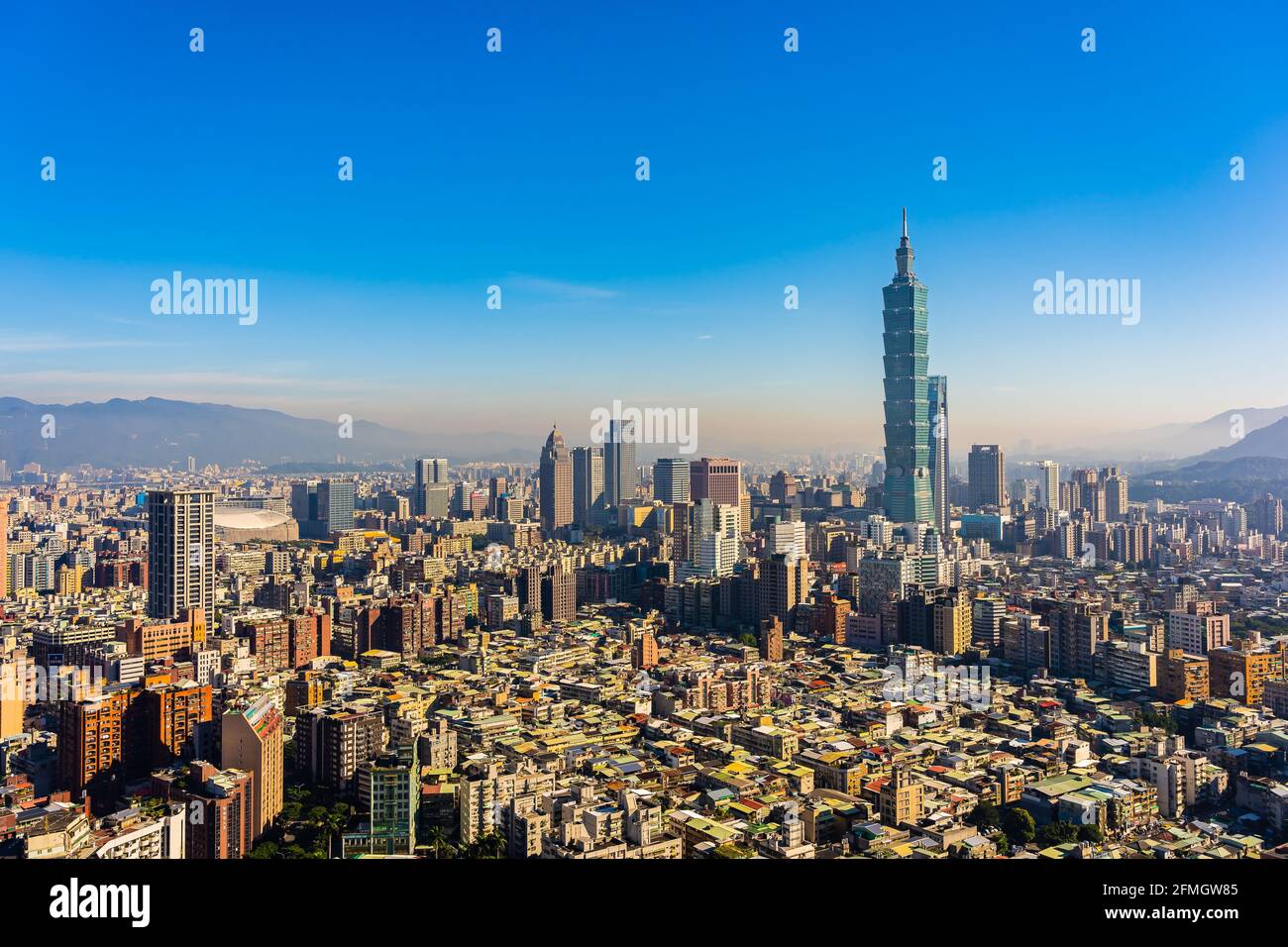 Beautiful architecture building taipei city skyline at sunset in Taiwan ...