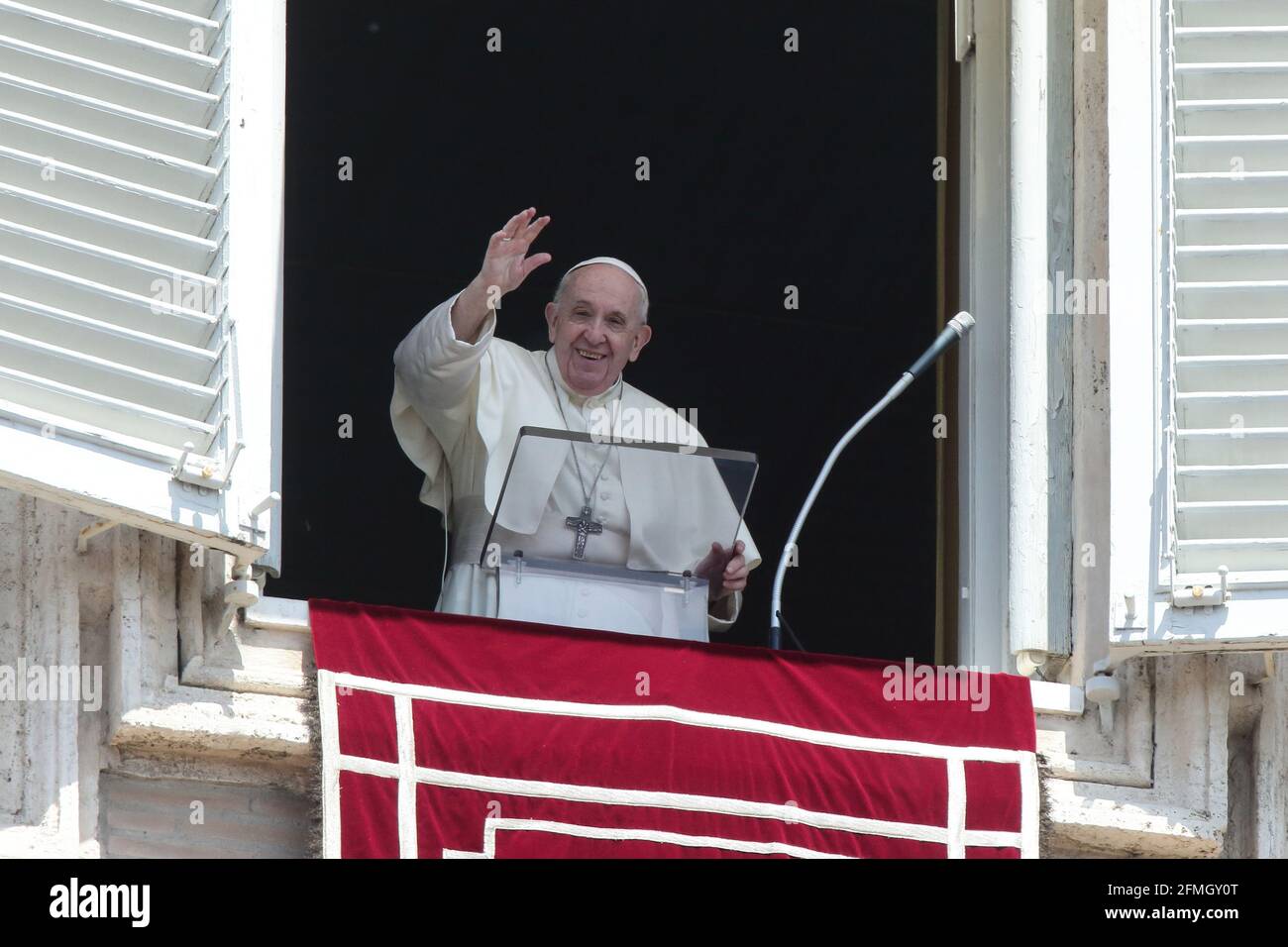Vatican City. 9th May, 2021. POPE FRANCIS delivers Regina Caeli prayer ...