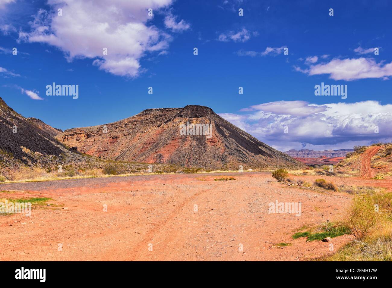 Shinob Kibe hiking trail views, mesa overlooking Washington City by St ...