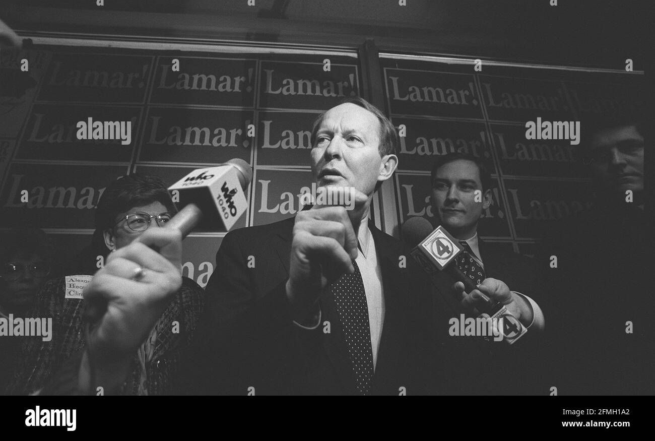 LAMAR ALEXANDER REPUBLICAN PRESIDENTIAL CANDIDATE TALKS TO RADIO AND TV ...