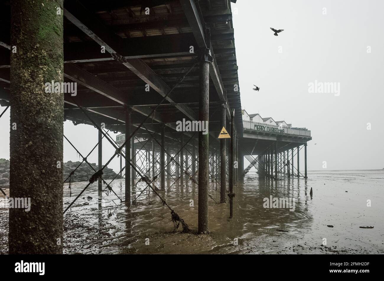 Victorian pier legs hi-res stock photography and images - Alamy