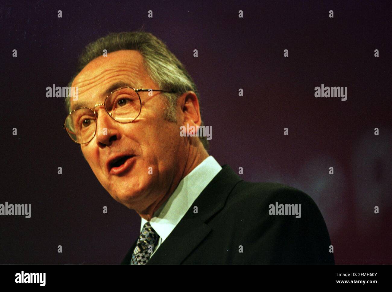 Jack Cunninghams giving his speech at the Labour Party Conference 1999 ...