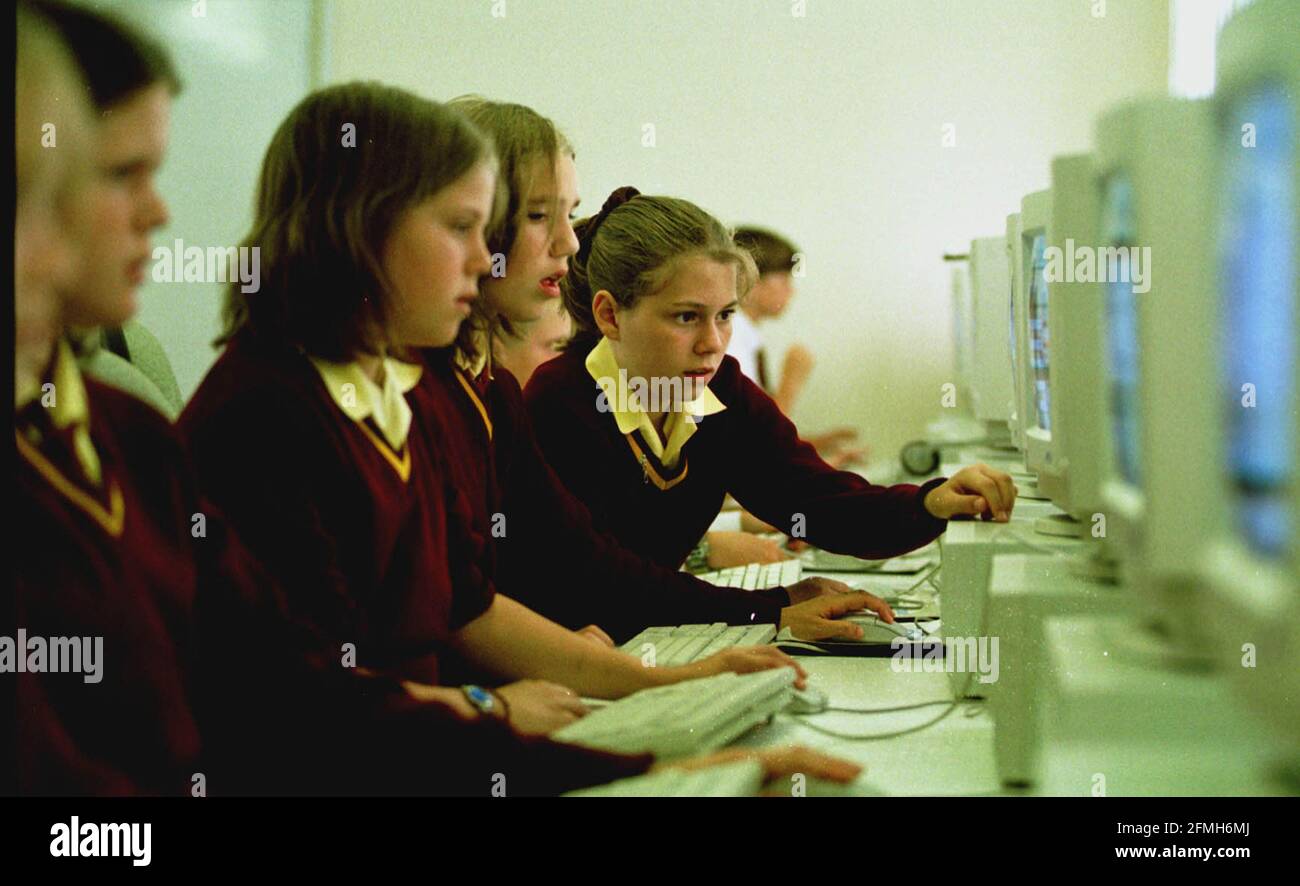 INFORMATION TECHNOLOGY CLASSES AT BISHOP LUFFA SCHOOL, CHICHESTER, W ...