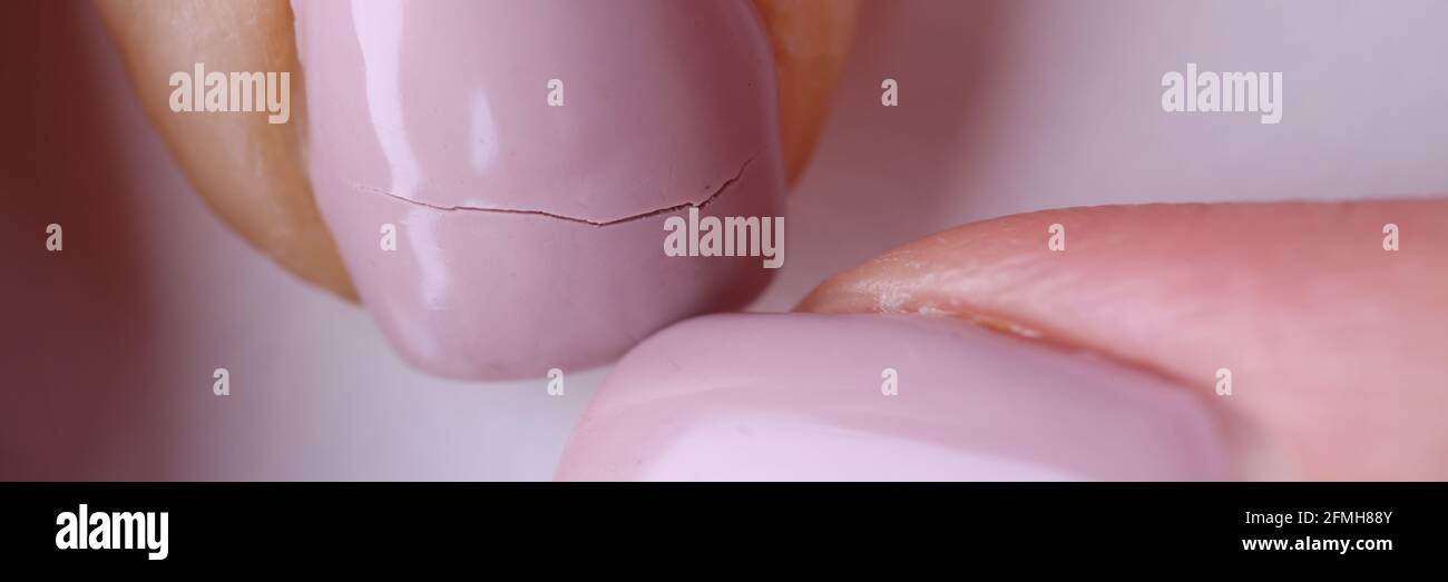 Brittle fracture hi-res stock photography and images - Alamy