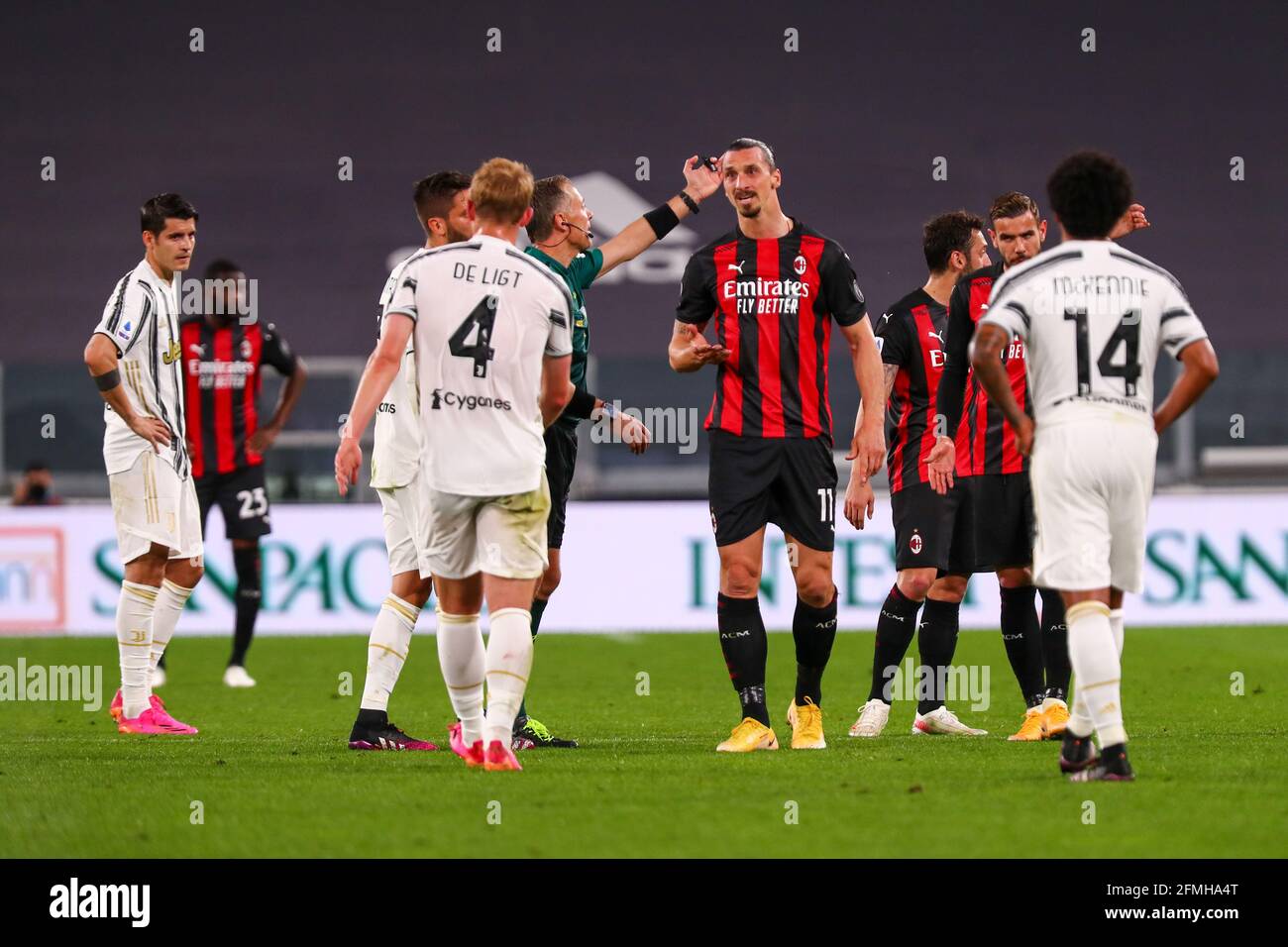 Zlatan ibrahimović juventus hi-res stock photography and images - Alamy