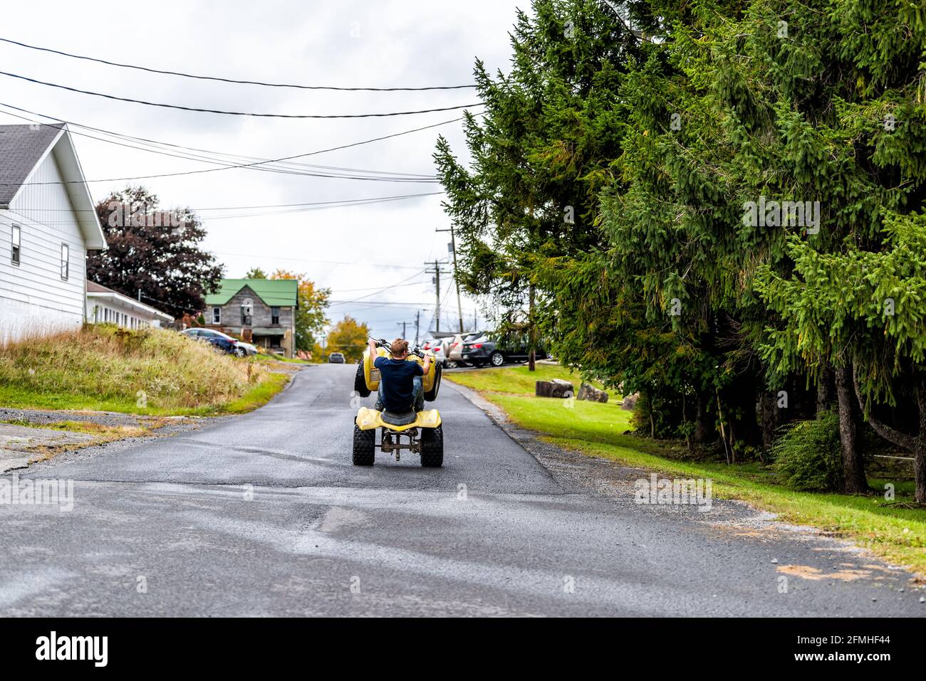 Davis, USA - October 5, 2020: West Virginia small downtown near ...