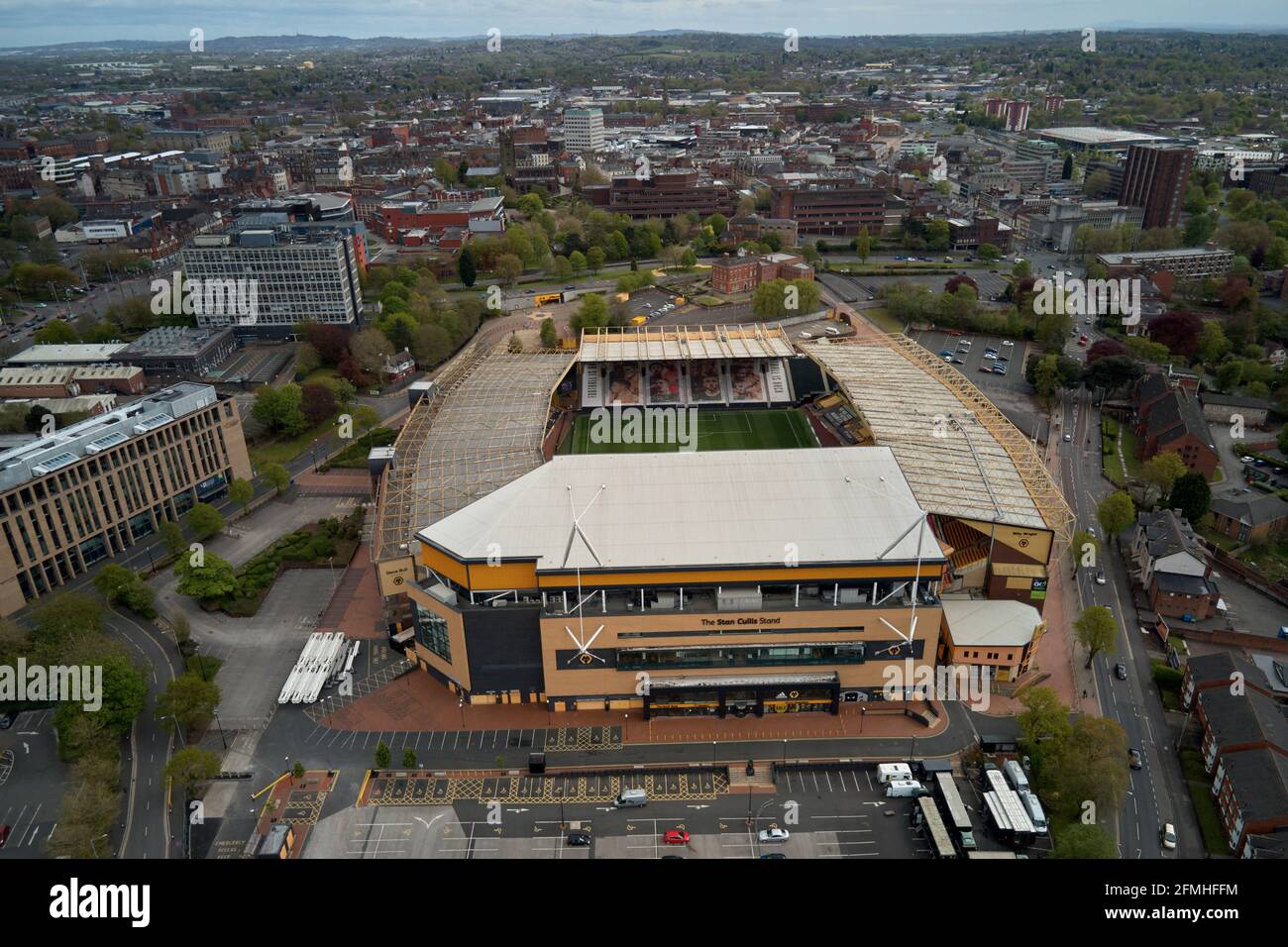 Molineux stadium hi-res stock photography and images - Alamy