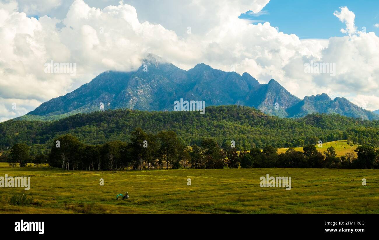 Mount barney national park hi-res stock photography and images - Alamy