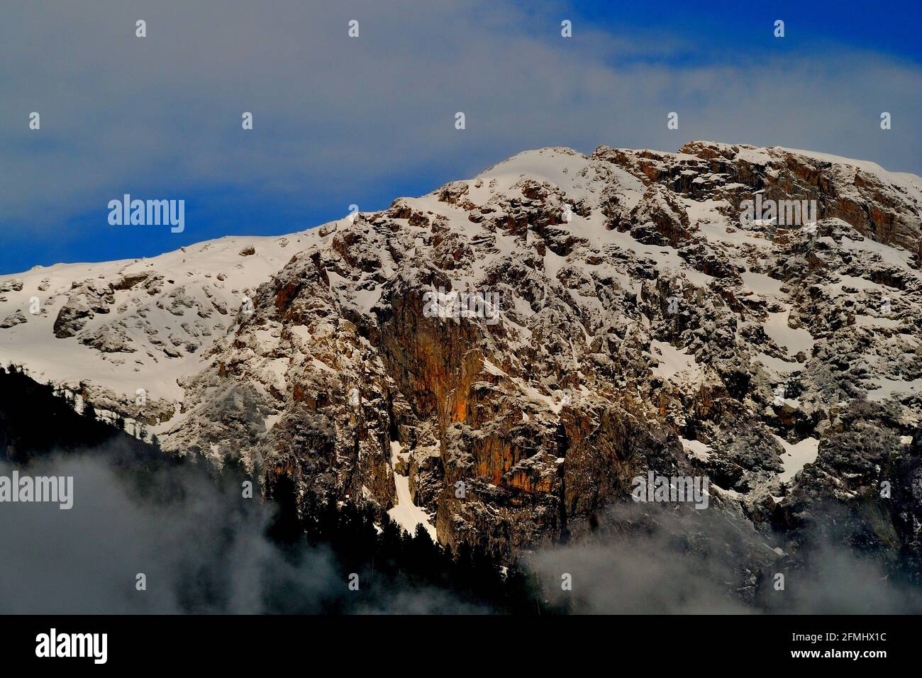 View of Himalayan mountain range, Pahalgam, Jammu & Kashmir, India ...