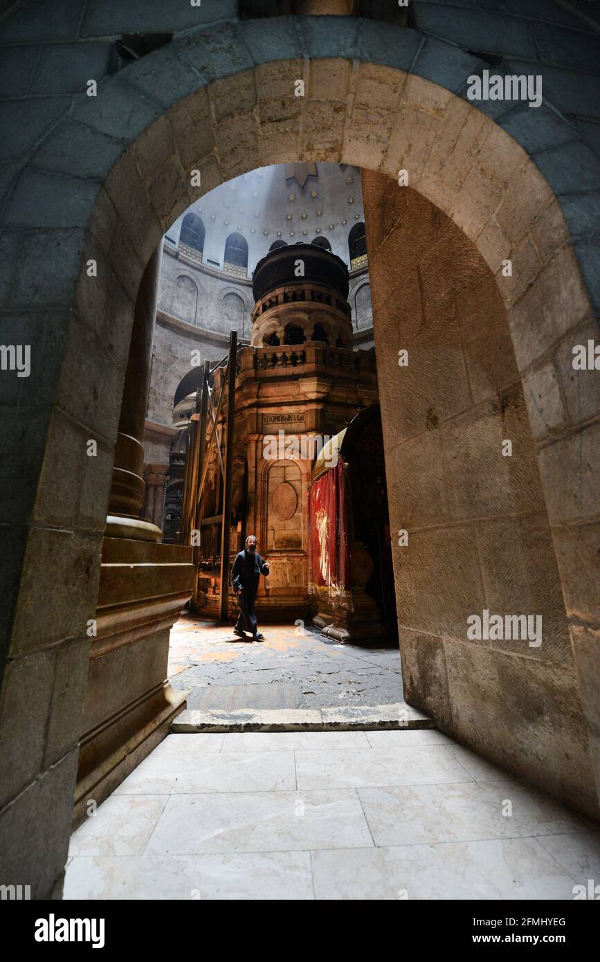 The Aedicule inside the church of the holy Sepulchre in Jerusalem Stock ...