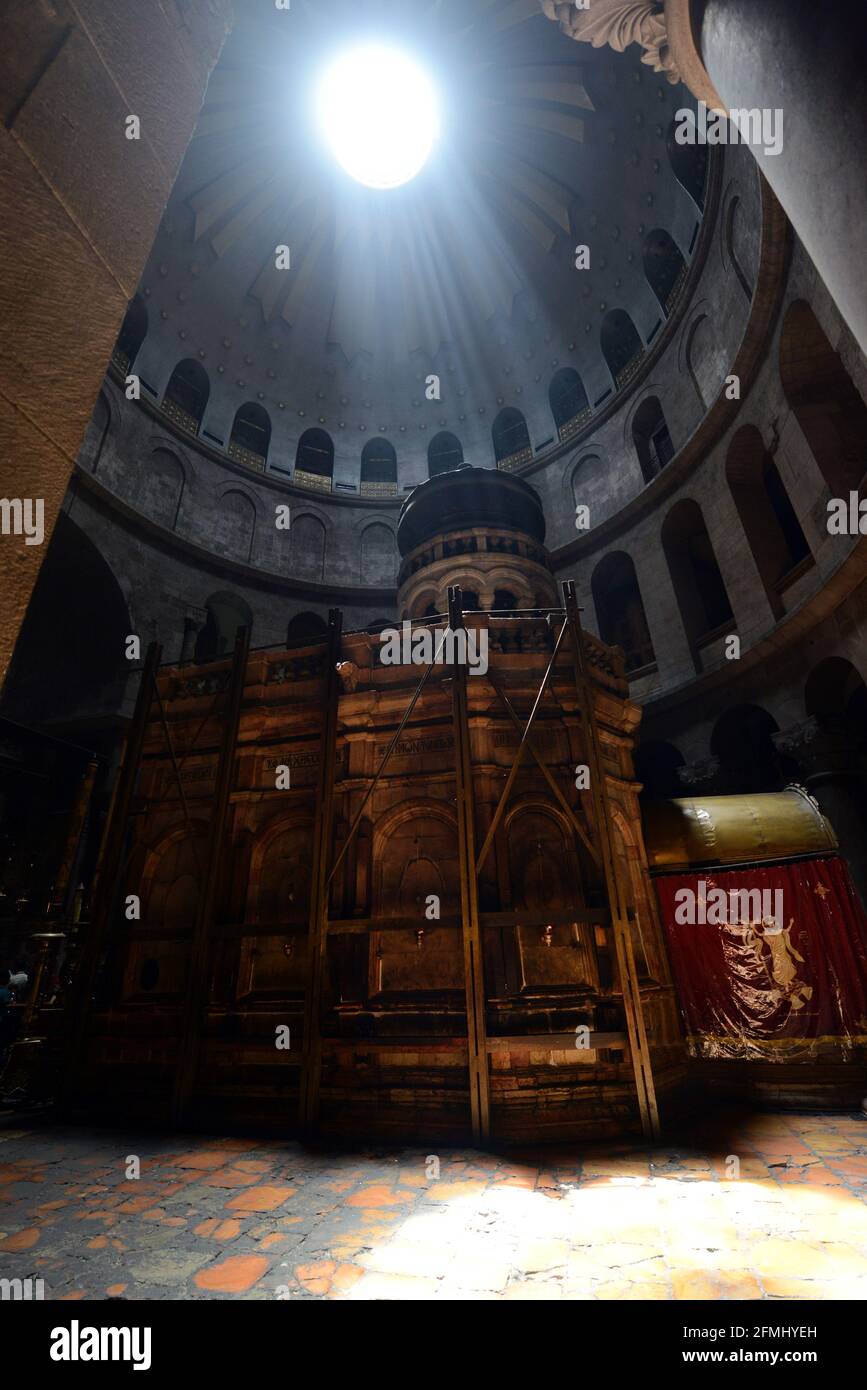 The Aedicule inside the church of the holy Sepulchre in Jerusalem Stock ...