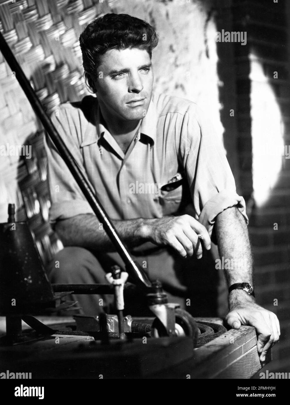 Burt lancaster 1940s hi-res stock photography and images - Alamy