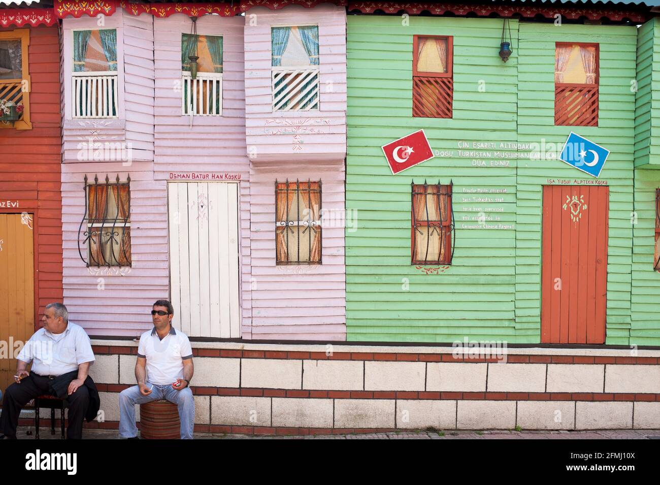 Colourful houses, Istanbul Stock Photo - Alamy
