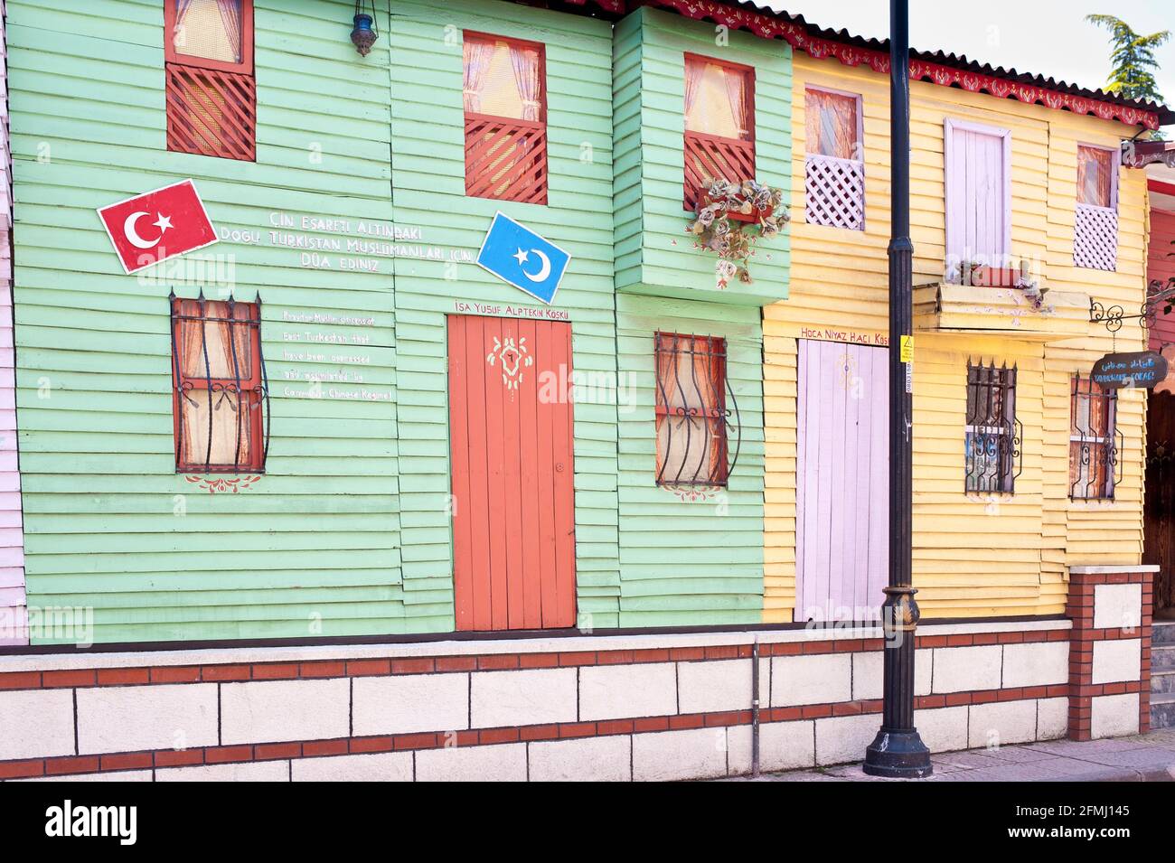 Colourful houses, Istanbul Stock Photo - Alamy