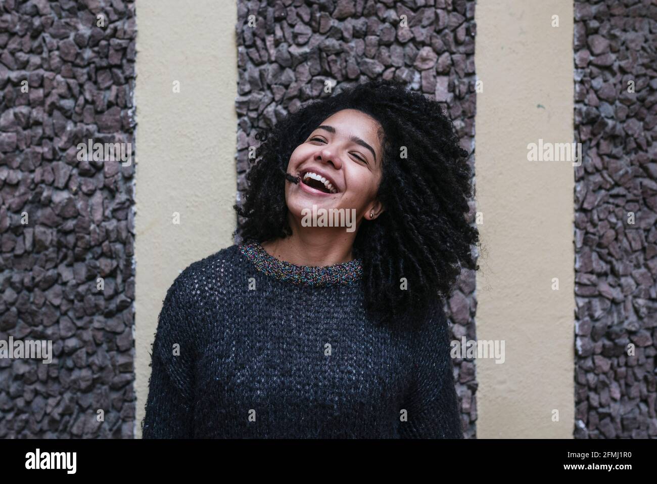 Throwing hair hi-res stock photography and images - Alamy