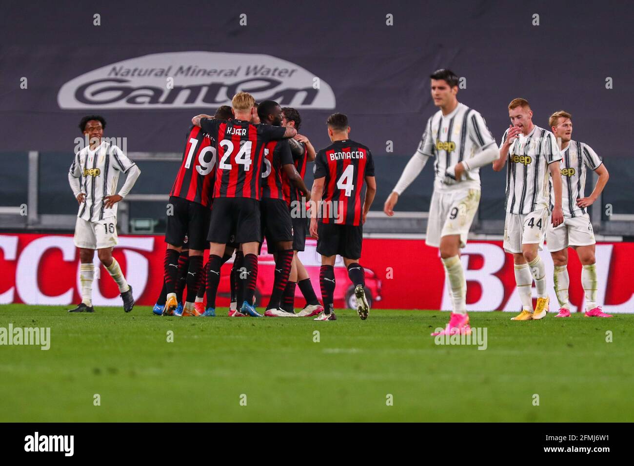 Milan fc 2021 team hi-res stock photography and images - Alamy
