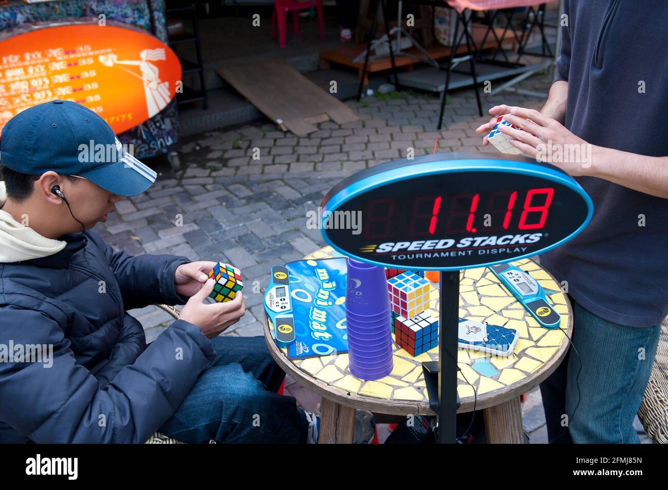 Playing games, Taiwan Stock Photo - Alamy