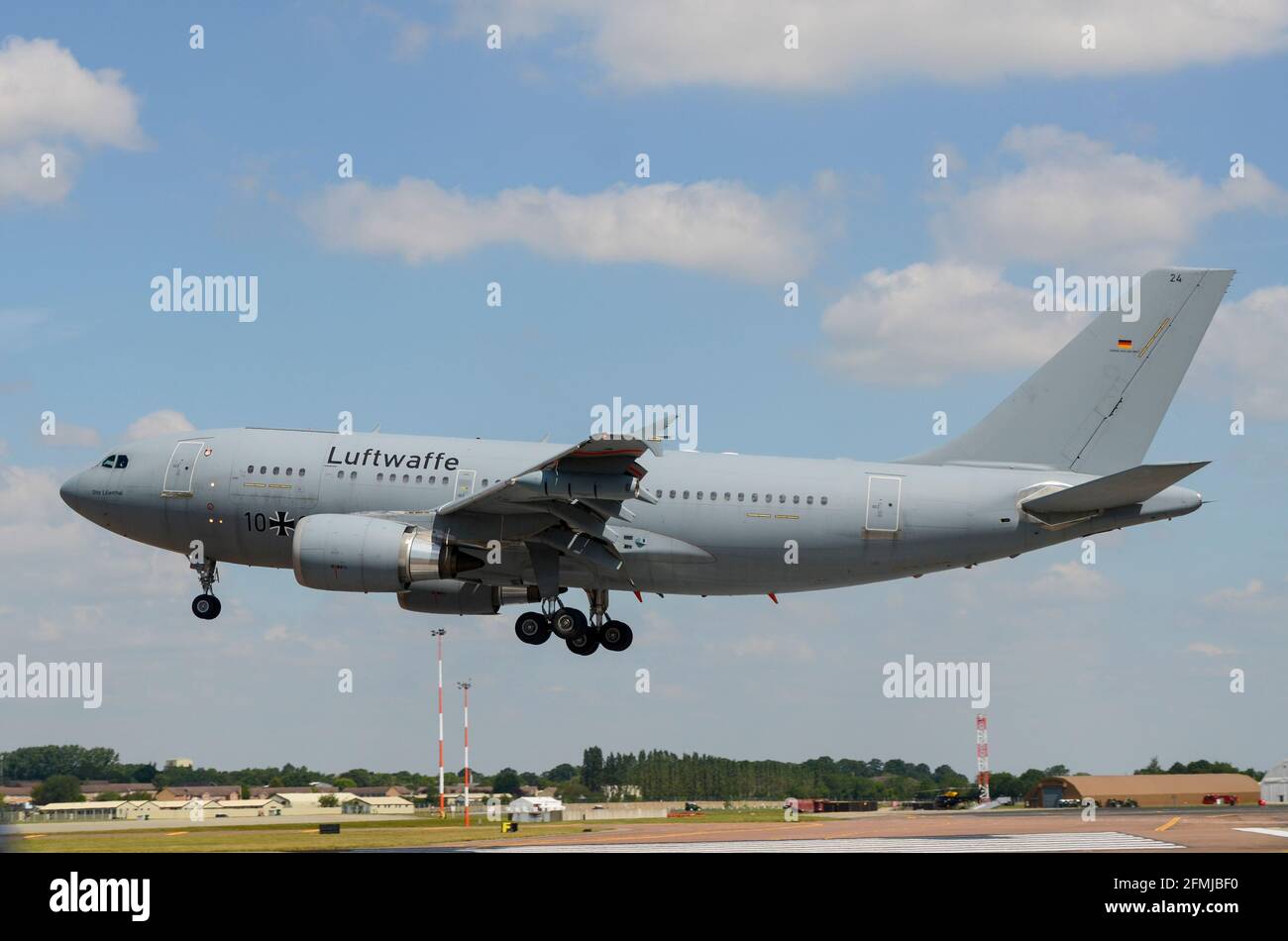 Luftwaffe Airbus A310 MRTT 10+24 landing at the Royal International Air ...