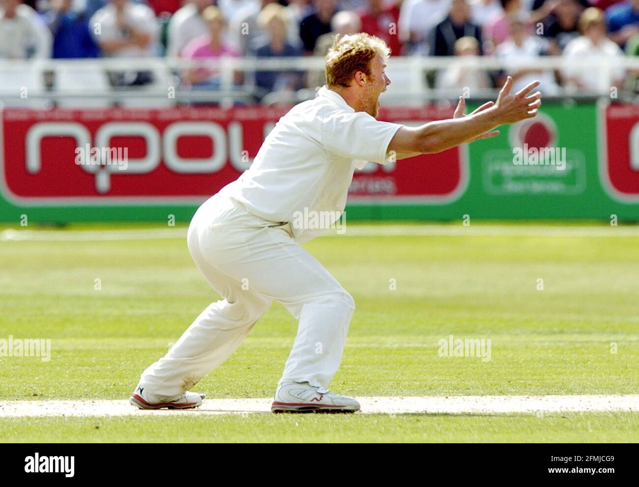 Cricket wicket hi-res stock photography and images - Alamy