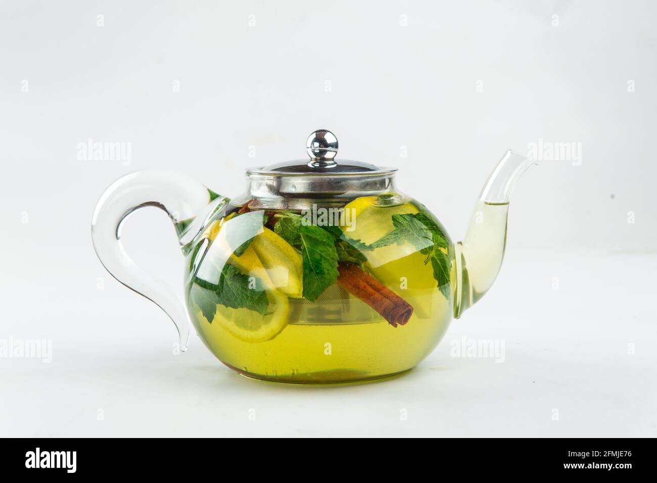 Apple mint pot hi-res stock photography and images - Alamy