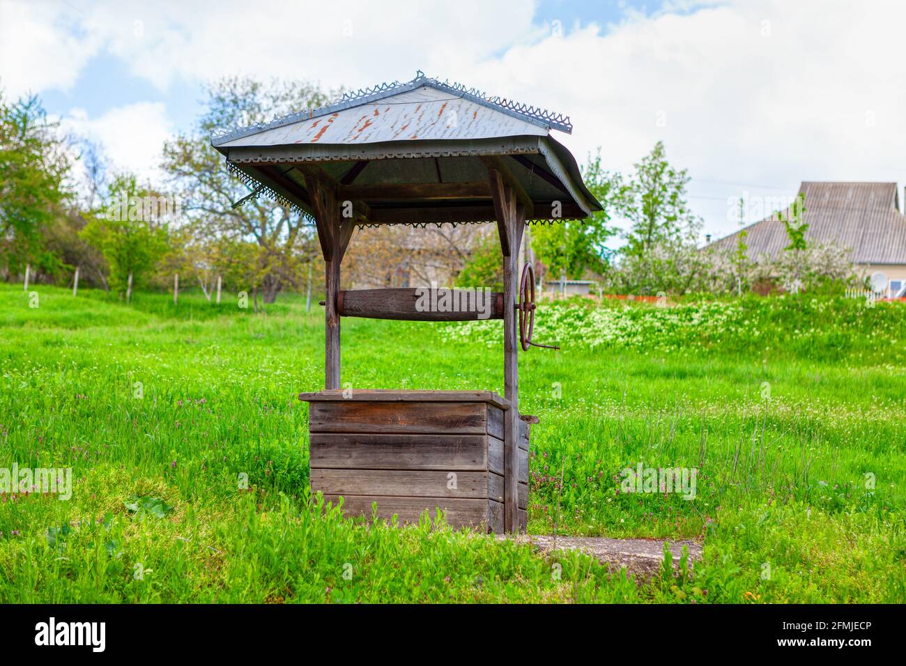 Well underground spring water hi-res stock photography and images - Alamy