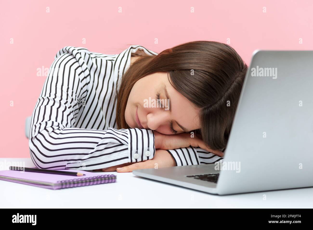 Napping on the job hi-res stock photography and images - Alamy