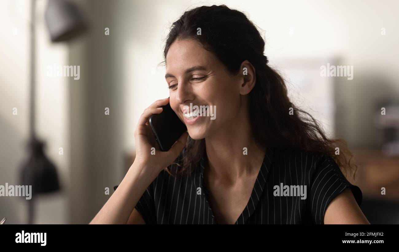 Female engaged hi-res stock photography and images - Alamy