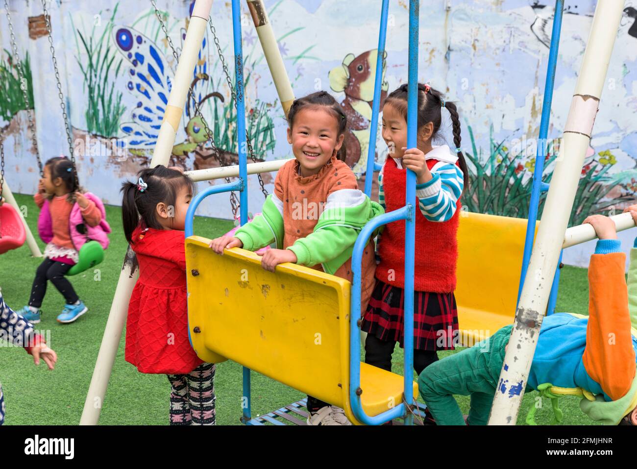 Chinese school girls hi-res stock photography and images - Alamy