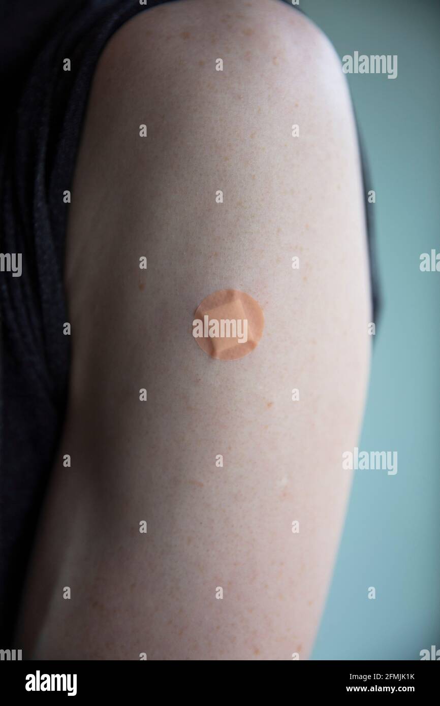 Skin patch arm hi-res stock photography and images - Alamy