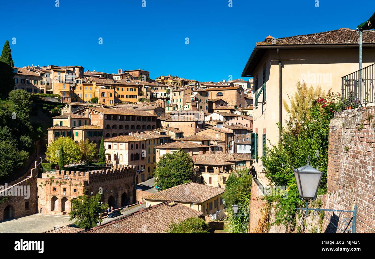 Medieval town siena cathedral skyline hi-res stock photography and ...