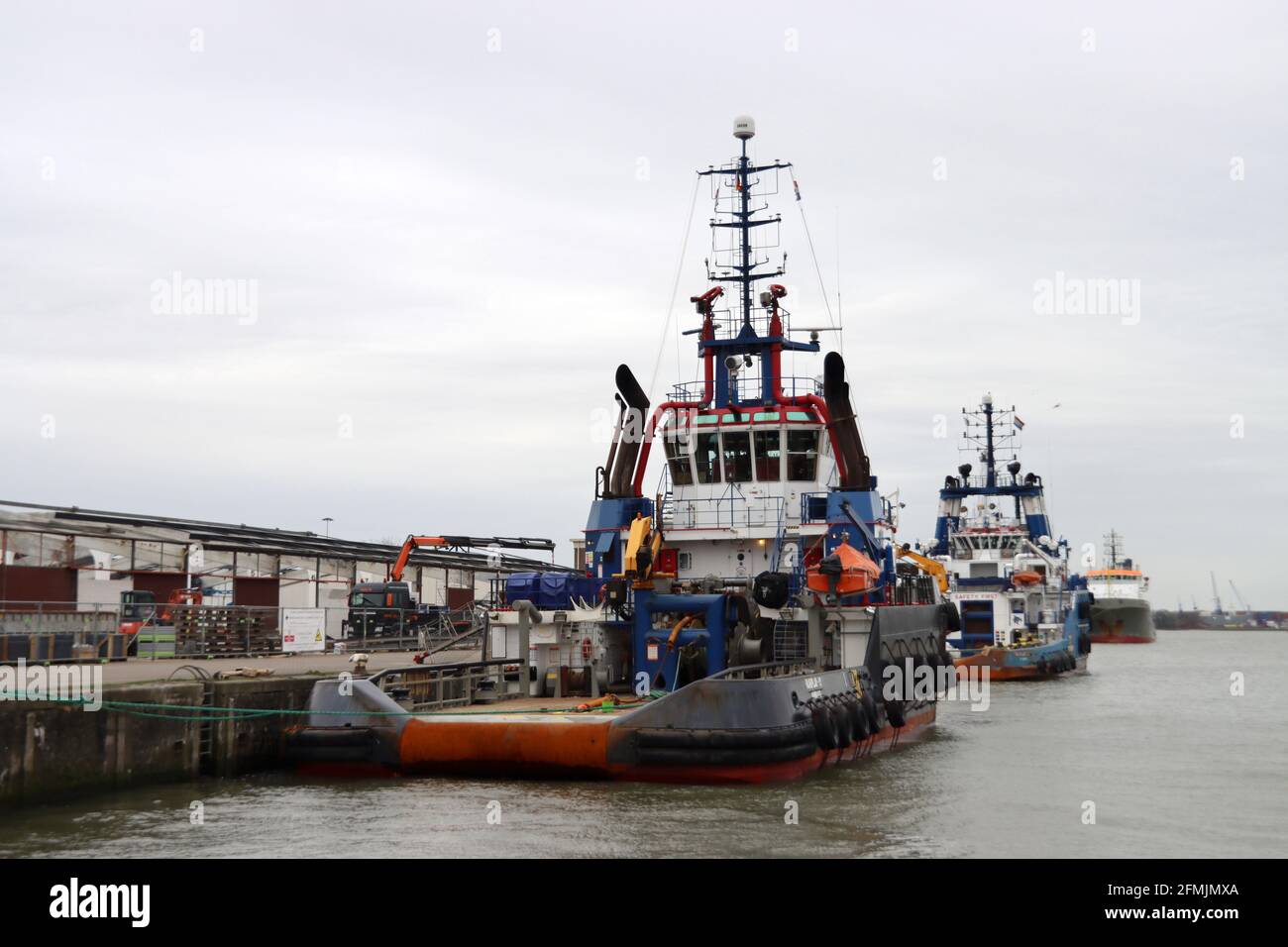 Rotterdam terminal vlaardingen hi-res stock photography and images - Alamy
