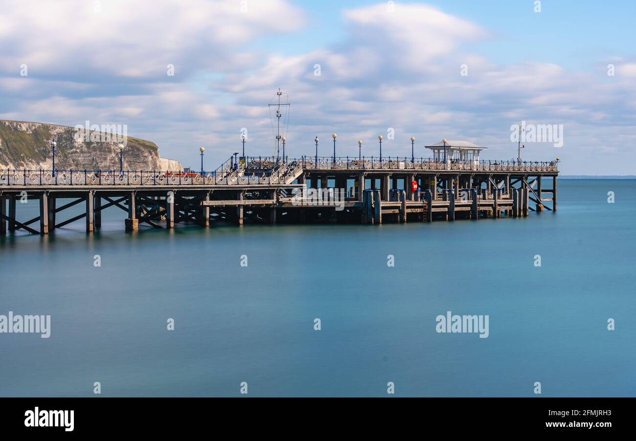 Victorian pier pillars hi-res stock photography and images - Alamy