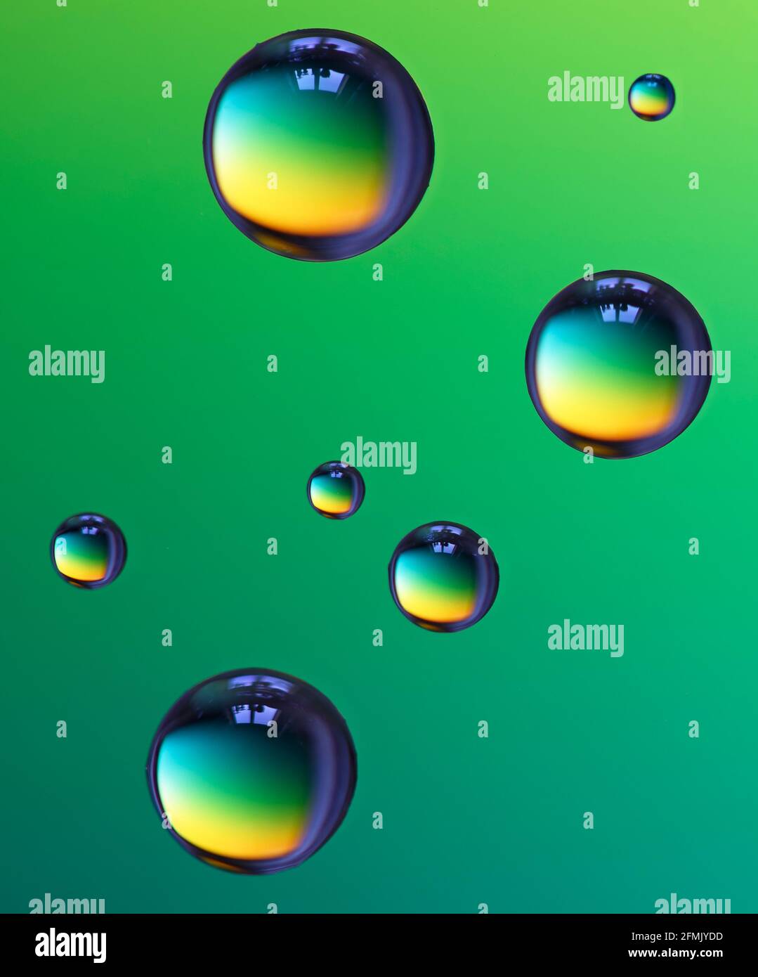 Beautiful coloured diffraction effects from water droplets on glass ...