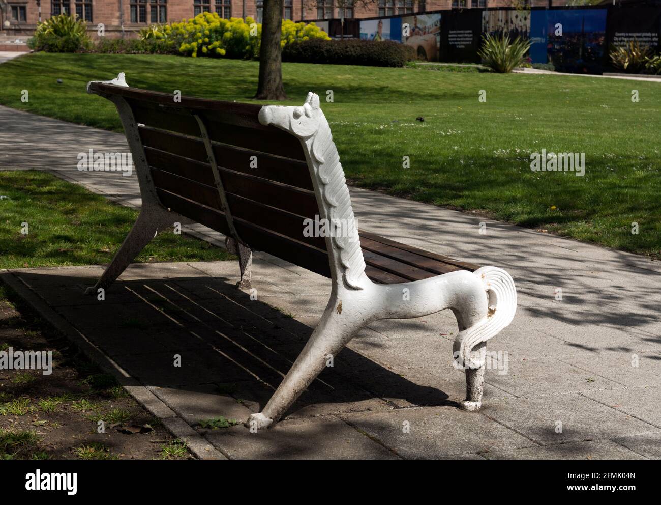 Bench in uk street hi-res stock photography and images - Alamy
