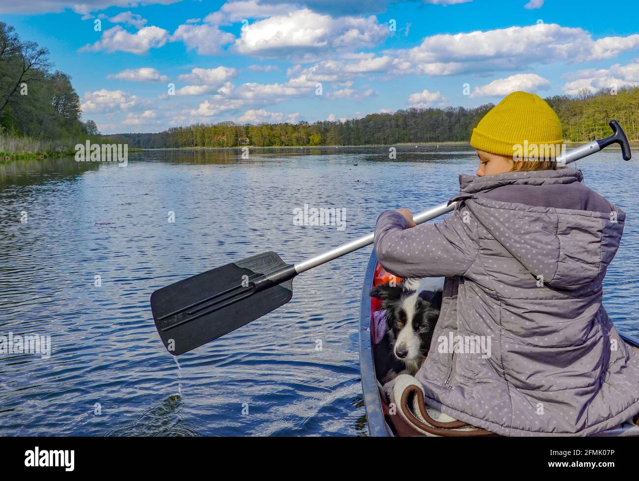 Action canoe shot hi-res stock photography and images - Alamy