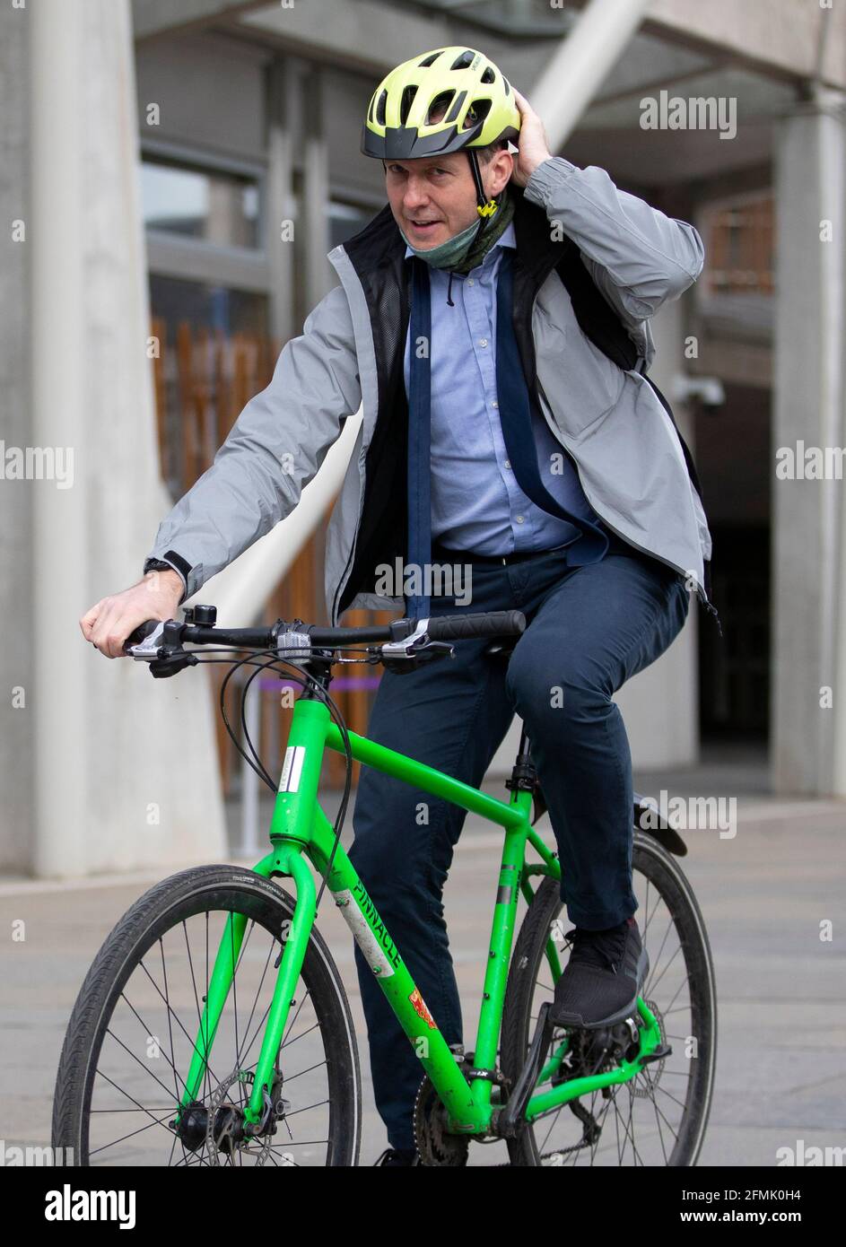 Russell findlay hi-res stock photography and images - Alamy