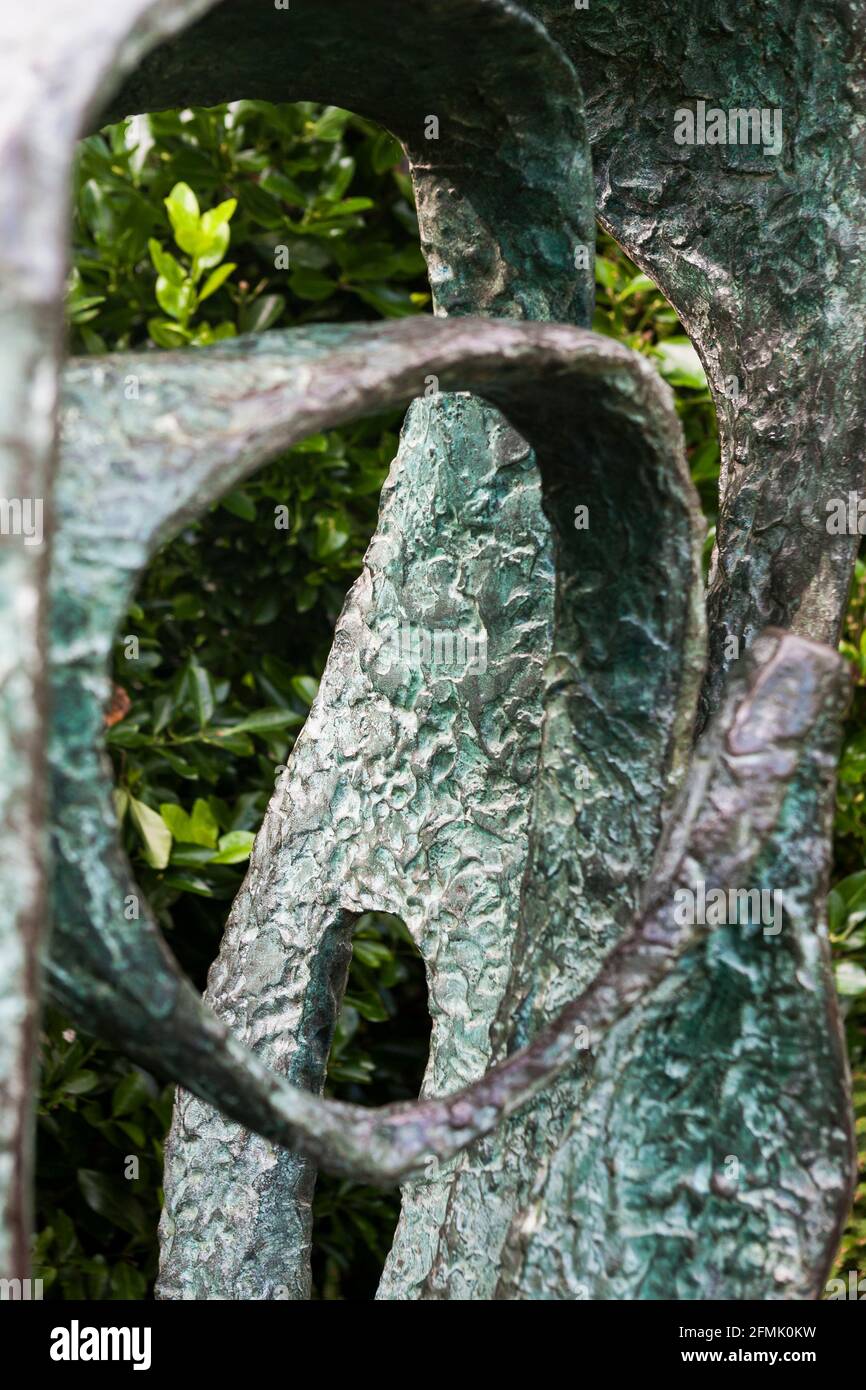 Close-up detail of Garden Sculpture (Model for Meridian) 1958, Barbara ...