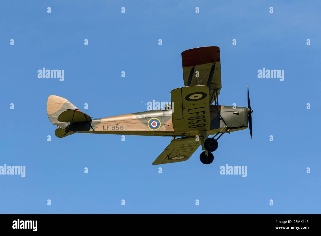De Havilland DH82 Tiger Moth trainer of the RAF Stock Photo - Alamy