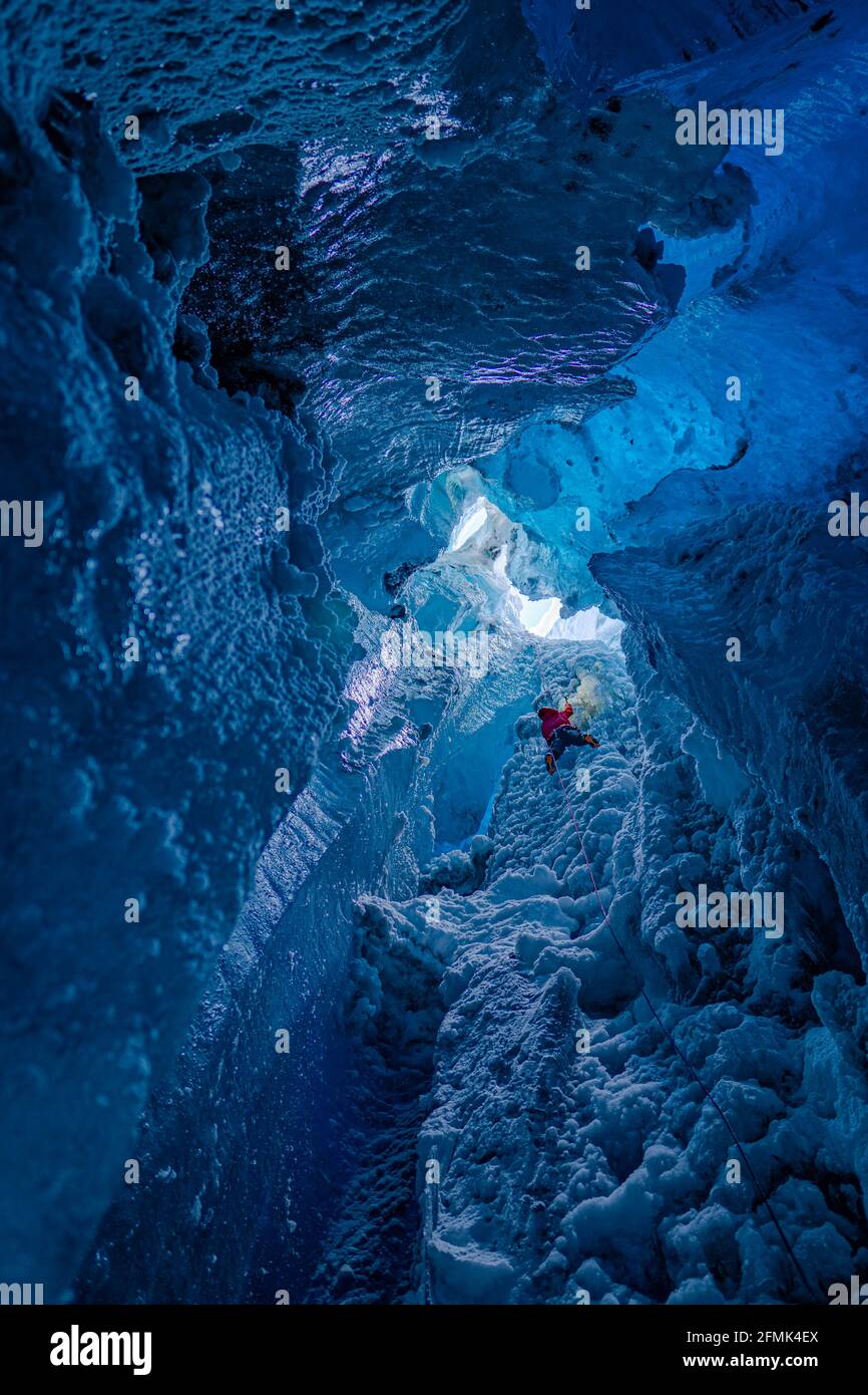 Magnús entitled this stunning image 'Thunderdome'. ICELAND: STUNNING ...