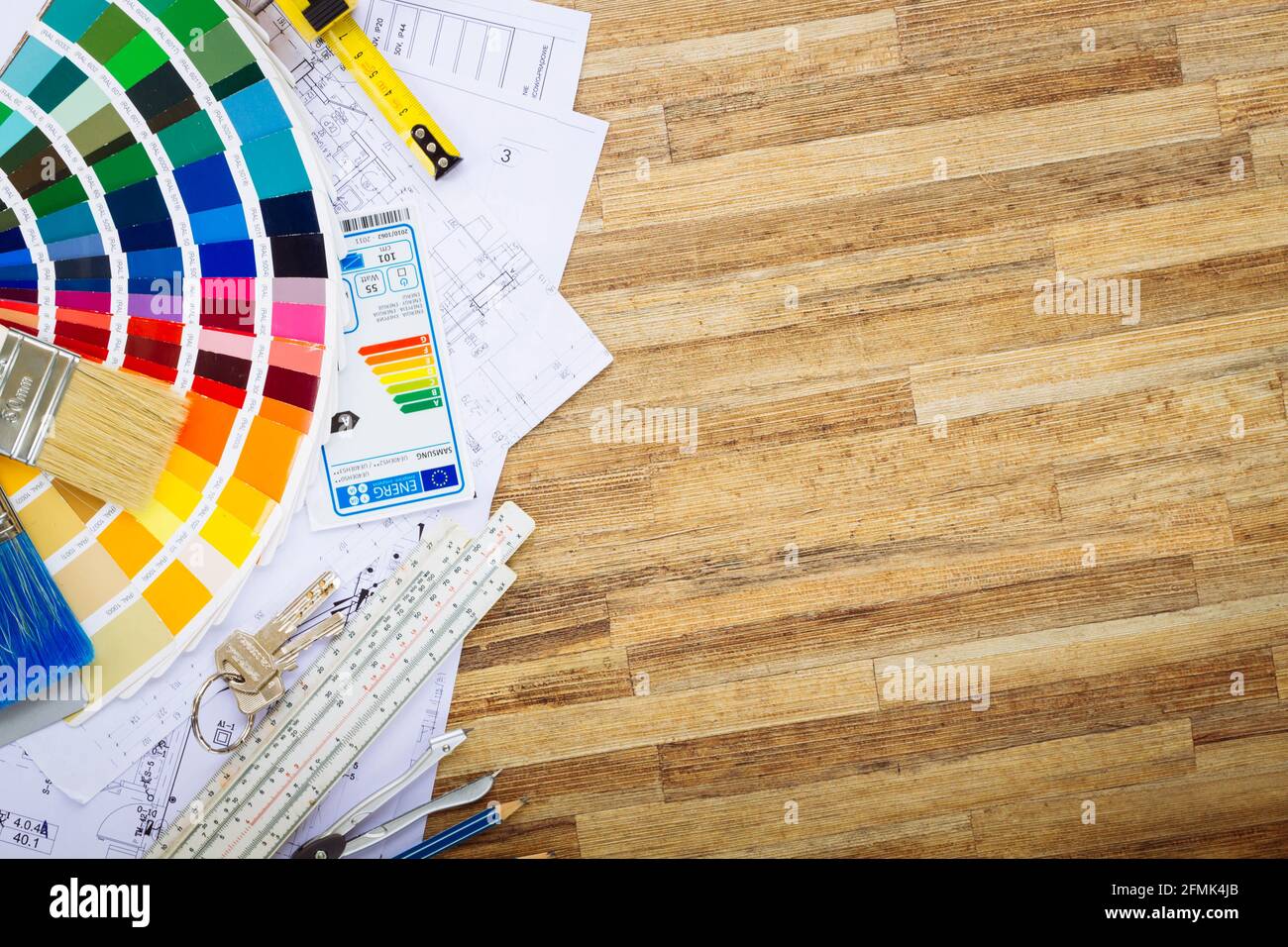 designer's working table Stock Photo - Alamy