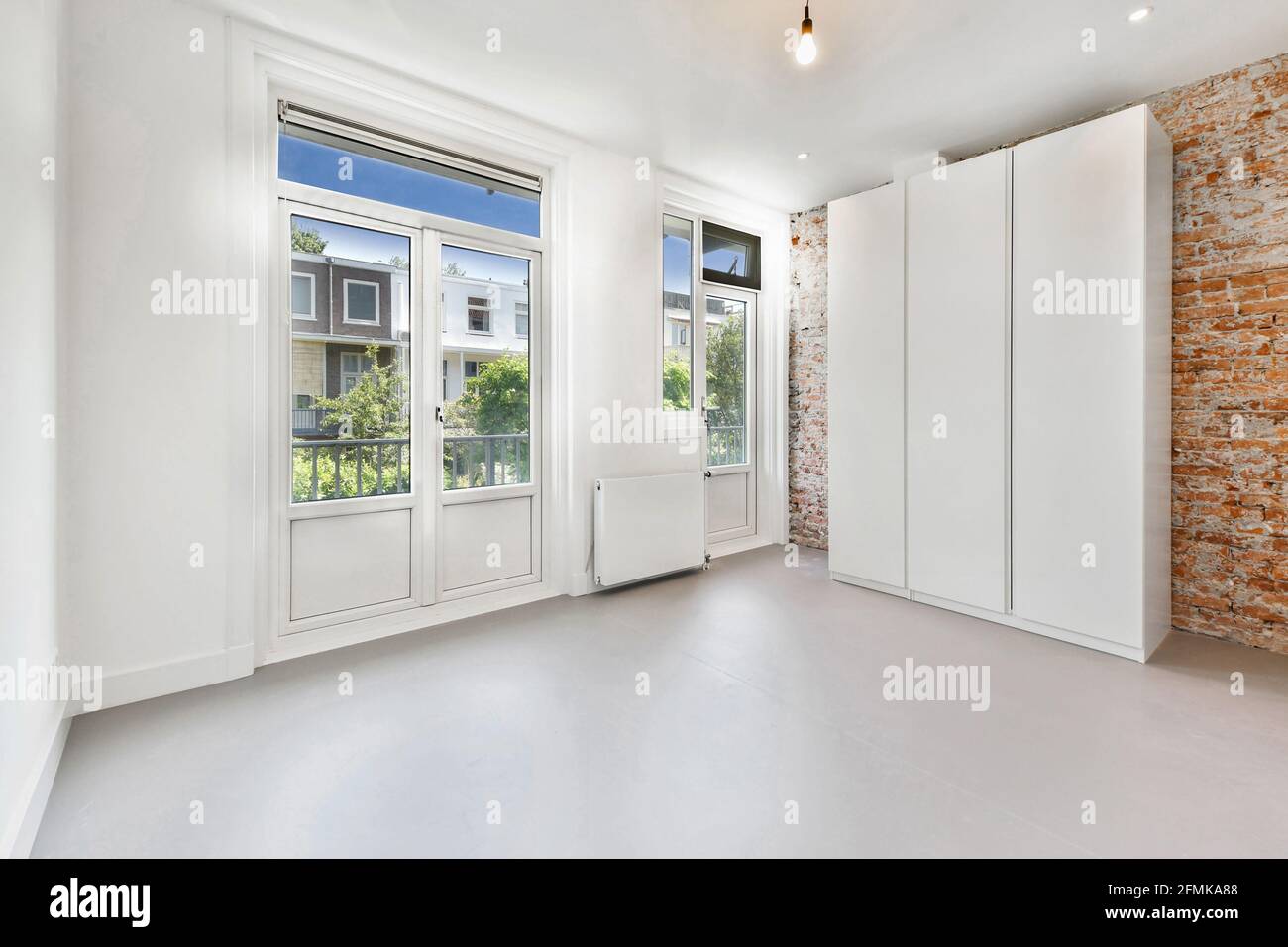 Apartment interior brick wall hi-res stock photography and images - Alamy