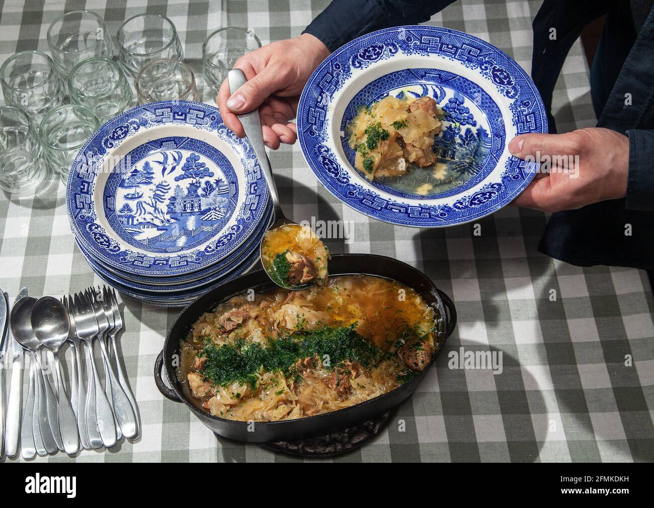 mutton and cabbage served from a iron pot Stock Photo - Alamy