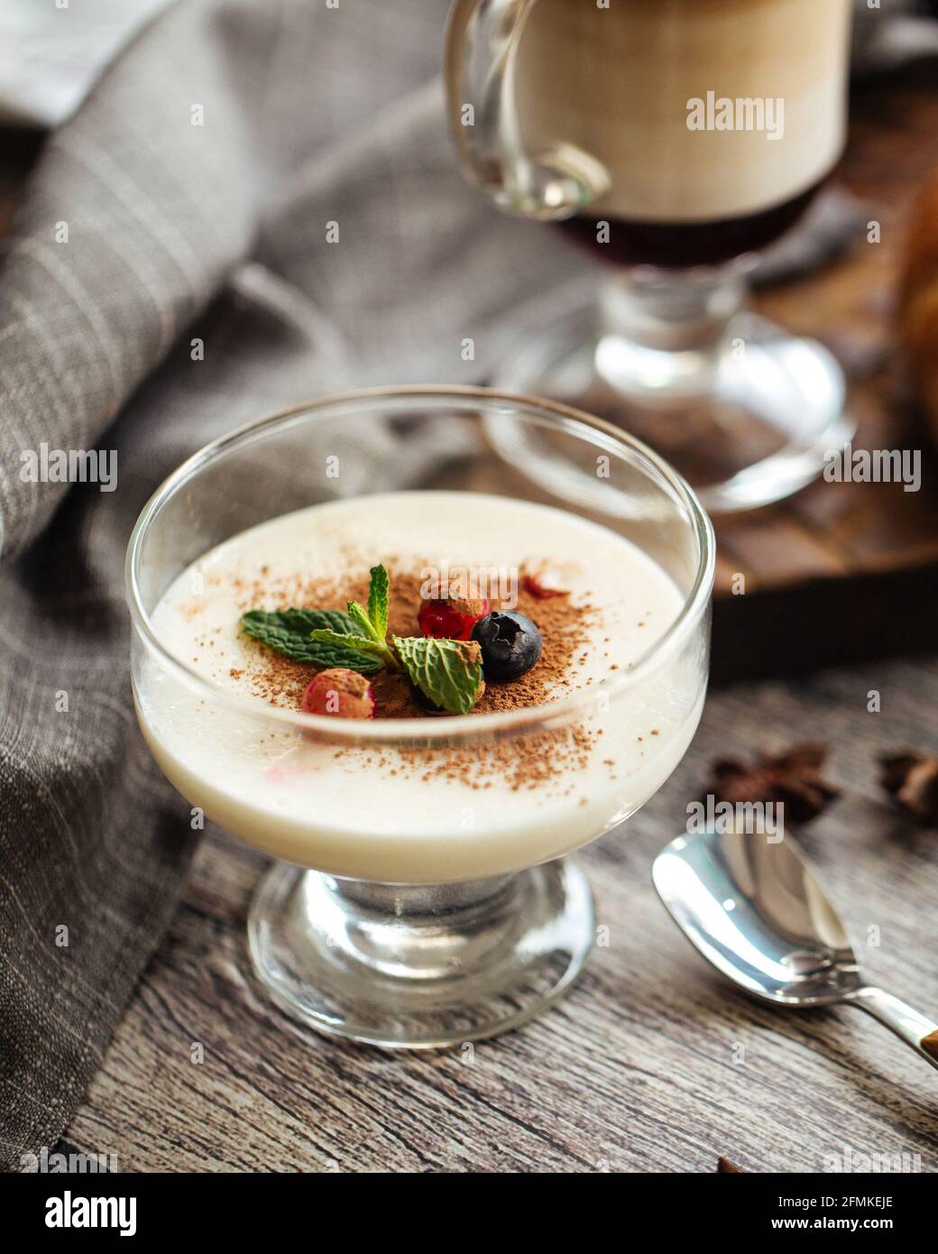 Cocoa and berries hi-res stock photography and images - Alamy