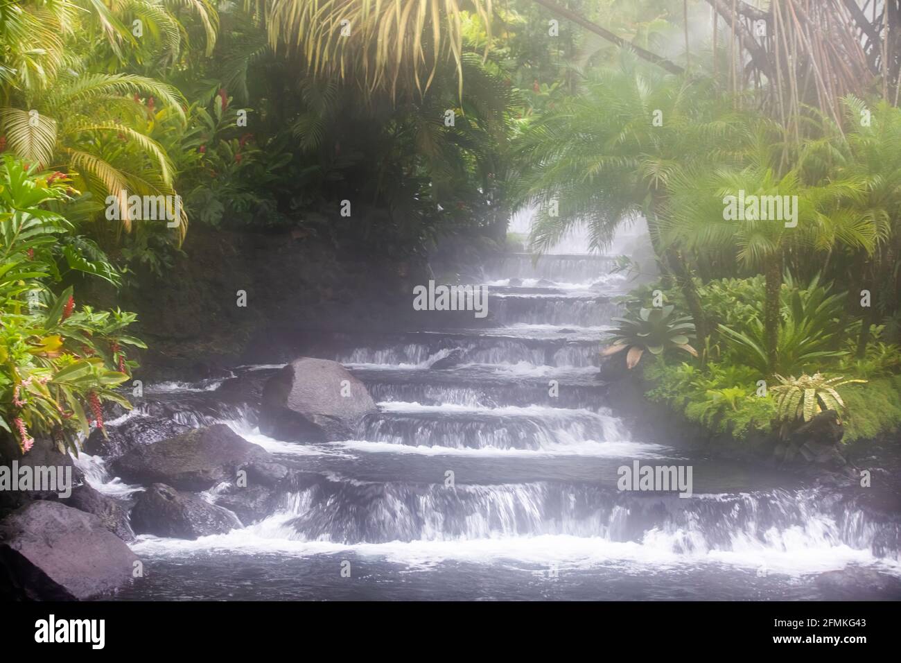 Arenal volcano costa rica hot springs hi-res stock photography and ...