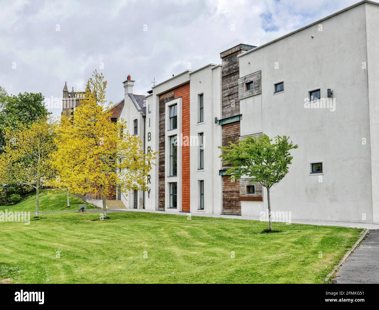 Northern ireland library hi-res stock photography and images - Alamy
