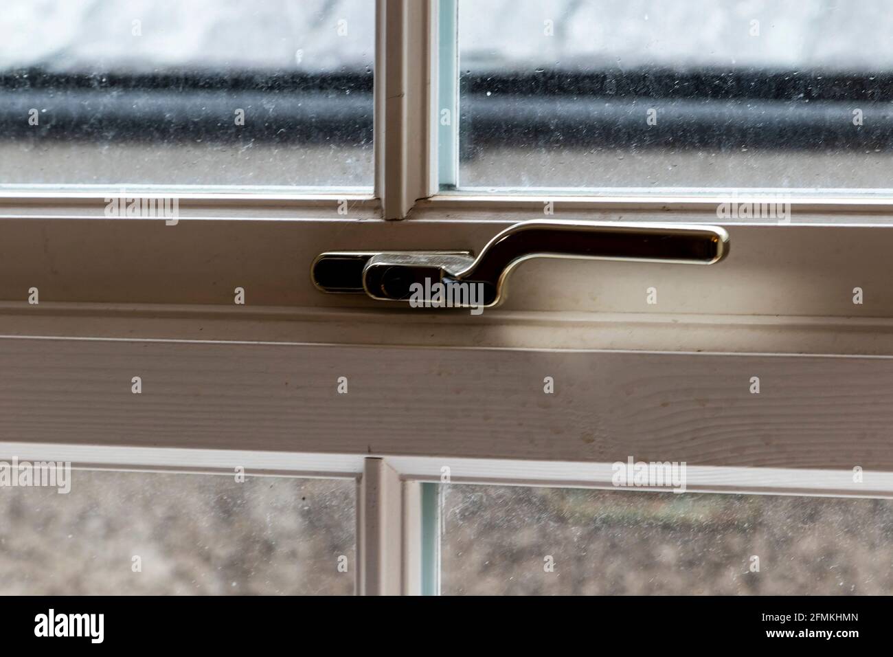 Window lock sash window hi-res stock photography and images - Alamy