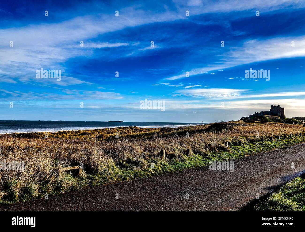 Road to bamburgh castle hi-res stock photography and images - Alamy
